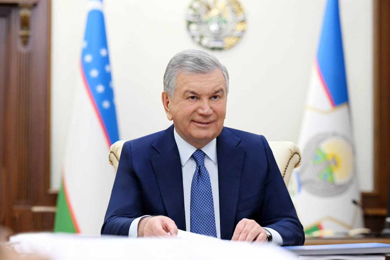 PREZIDENT SHAVKAT MIRZIYOYEV TA’LIM TIZIMINI ISLOH QILISH MASALALARIGA OID TAQDIMOT BILAN ...